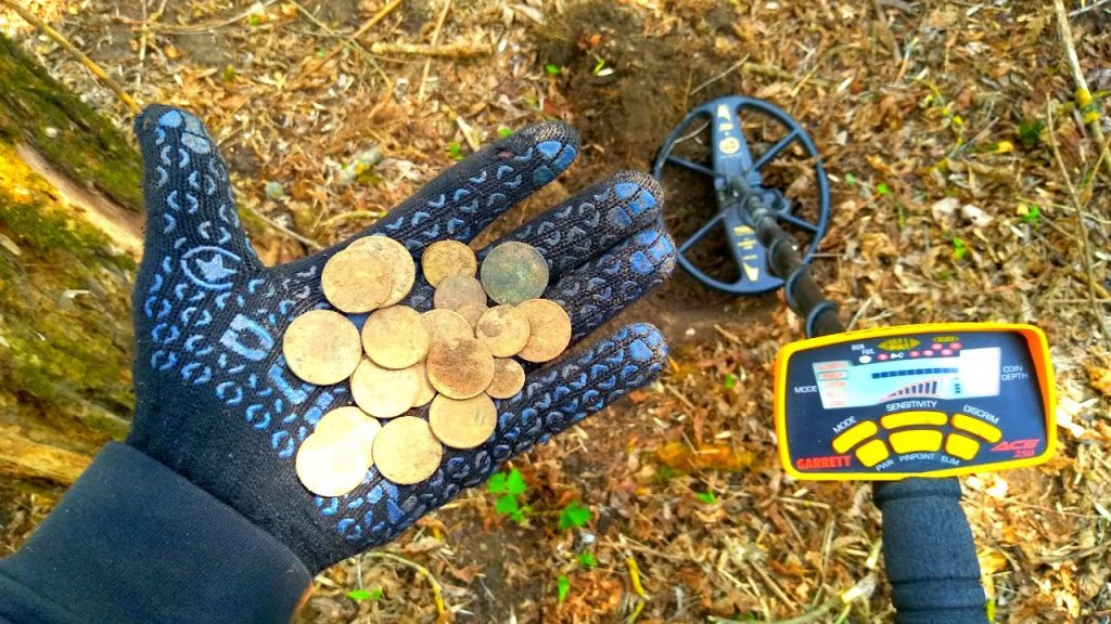 Is it possible to dig with metal detector