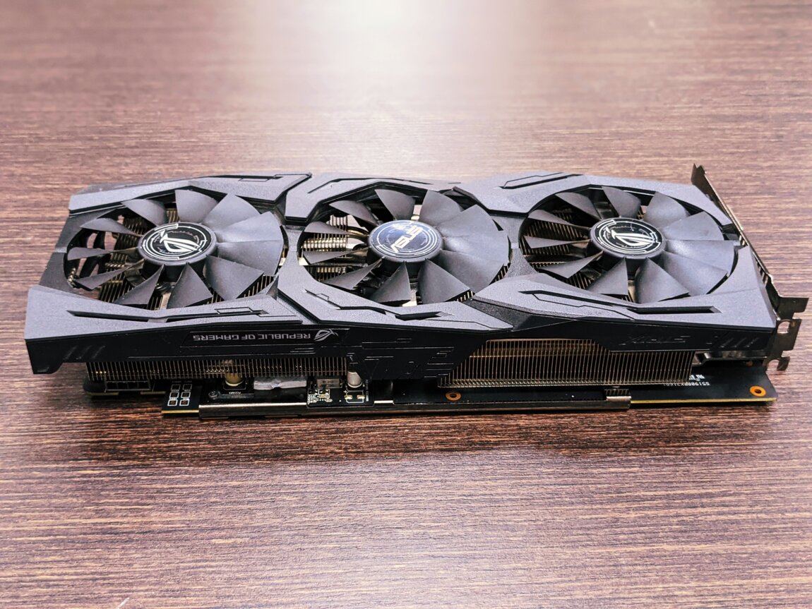 RX 580 de Aliexpress: ¿merece la pena comprarla?